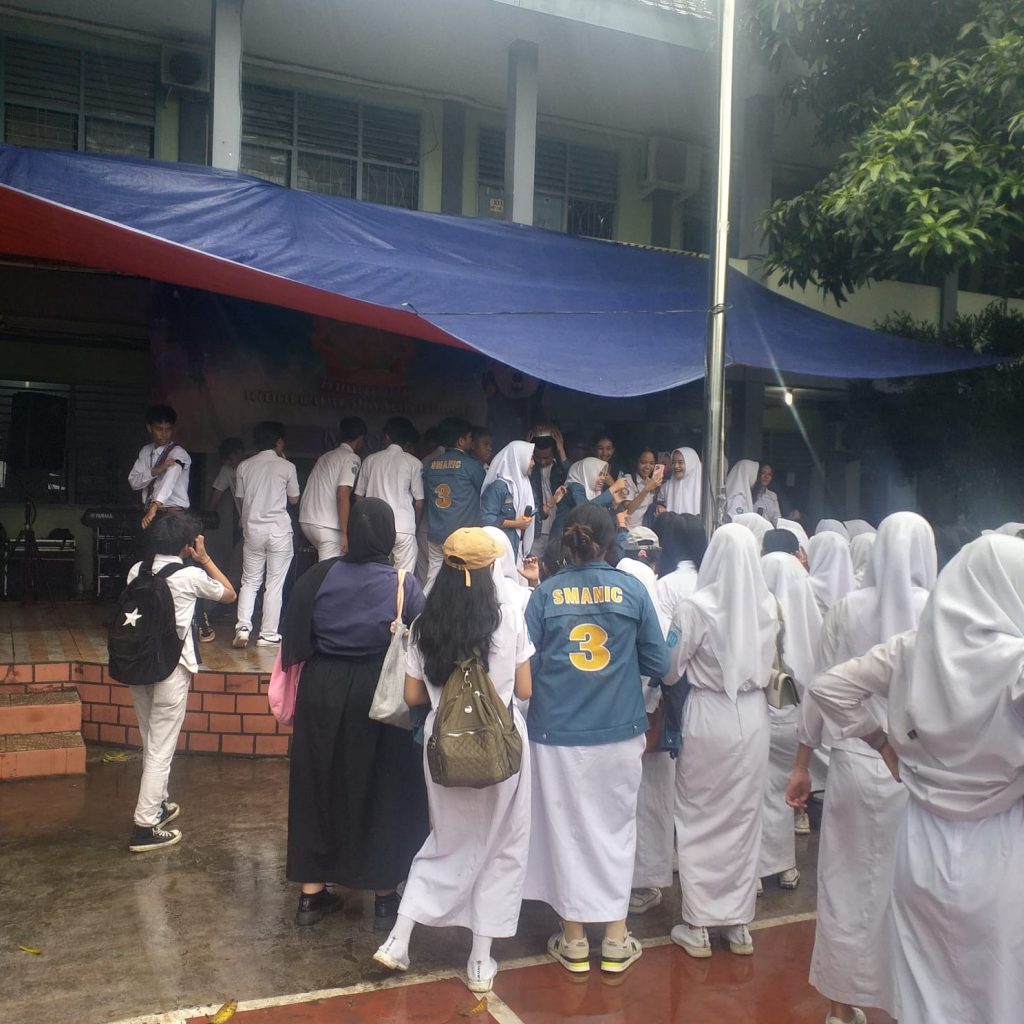 HUT SMANIC Ke – 47 SMAN 3 Kota Tangerang Berlangsung Meriah dan Tampilkan Kreasi ...